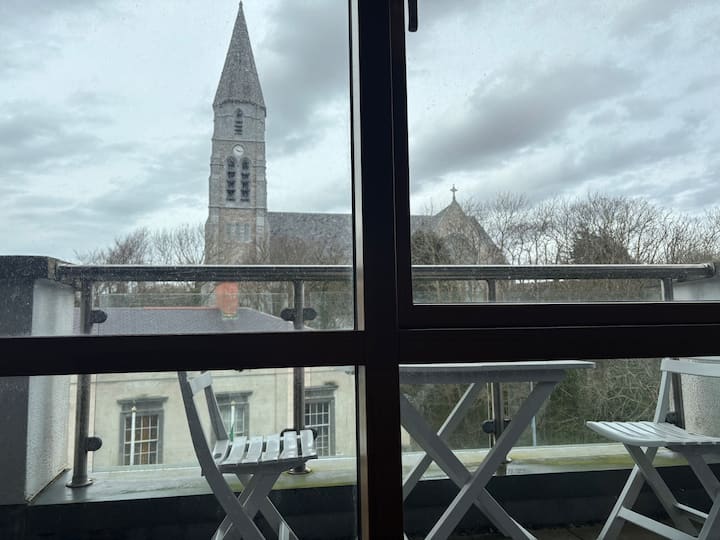 Courthouse View Penthouse 1 - Clifden