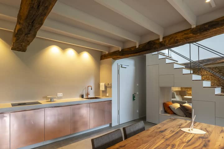 Maisonette In Denkmalgeschützter Hofanlage - Aachen