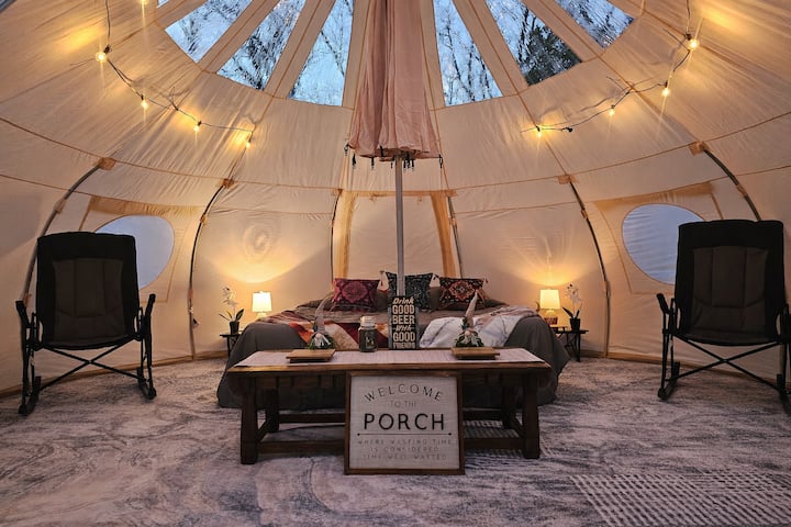 The Midnight Kiss
16' Bell Tent With 10'ceiling - Pine Mountain, GA