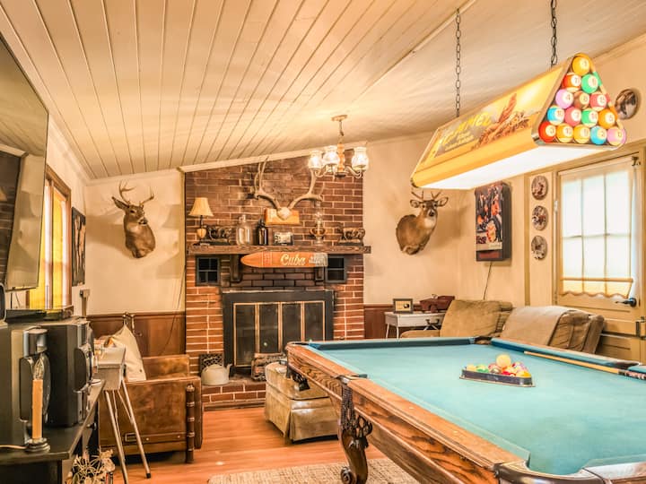 A Charming Nature Retreat - Greensboro, NC