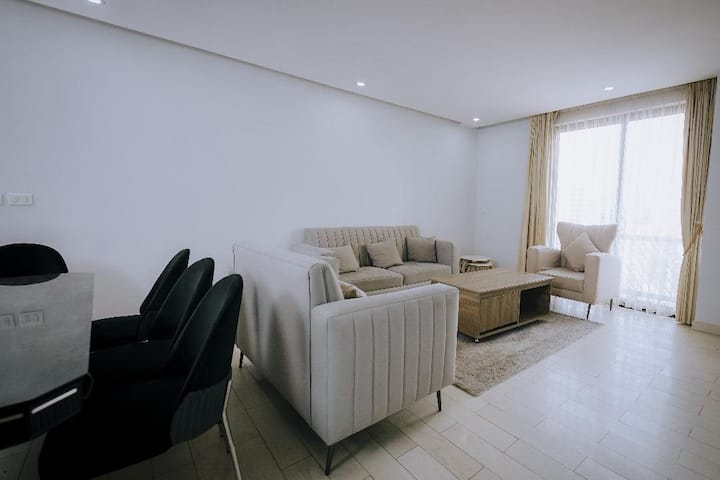 A Cozy 4bd Apartment In Kazanchis, Addis Ababa - Addis-Abeba