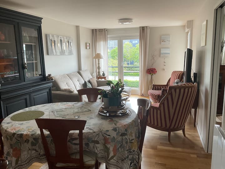 Appartement En Résidence Sécurisée Calais - Calais