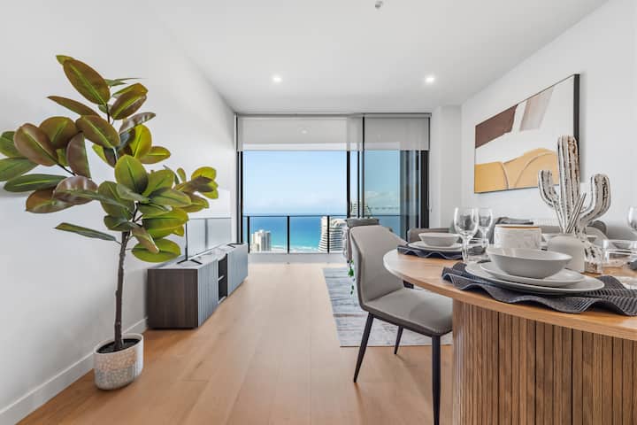 Luxury High-rise Stay With Panoramic Gc Views - Gold Coast