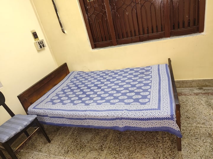 Neer Guest House (নীড় অতিথি নিবাস) - Dankuni