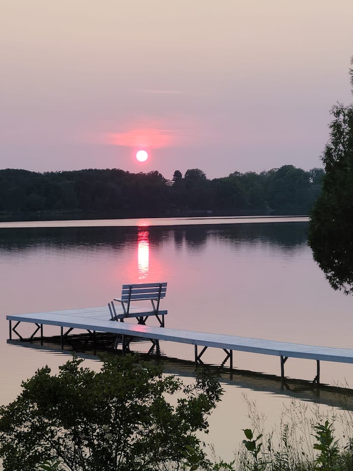 Unwind By The Water Where Memories Are Made - Charlevoix, MI