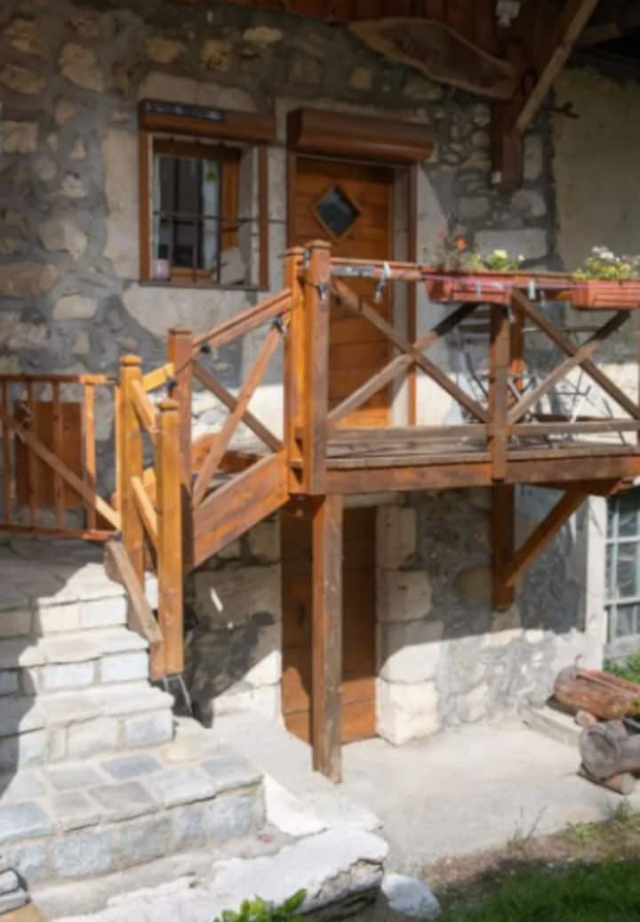 Maisonnette Au Coeur Du Village D'entrevernes - Talloires-Montmin