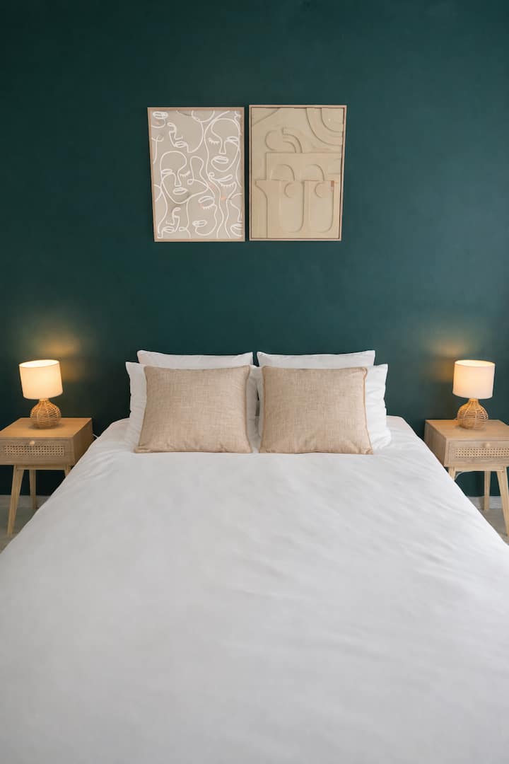 T2 Cosy Balcon + Garage | Accès Tram T6 - Villeurbanne