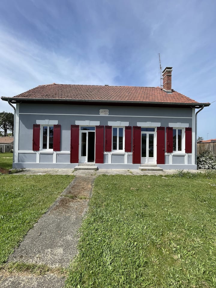 Maison De Famille "L'hirondelle" - Parentis-en-Born