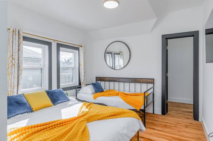 Commuter's Loft. No Parking. Close To Nyc Bus Stop - Union City, NJ