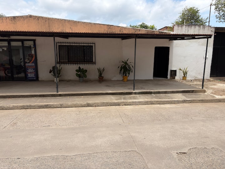 Studio Privado Aire Acondicionado/cerca Aeropuerto - Cúcuta