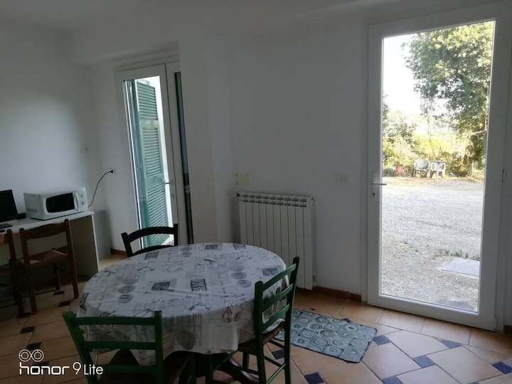 Venere A 2 Km Dal Mare Con Parcheggio E Giardino - Chiavari