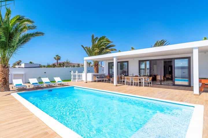 Villa Casa Luna By Villa Plus - Playa Blanca