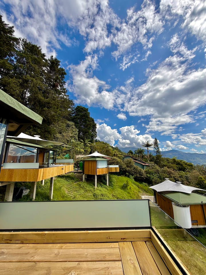 Stylish Couples Escape | Jacuzzi & Panoramic Views - Medellín