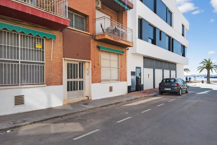 A Three-bedroom Beachfront Vacation Home - San Javier