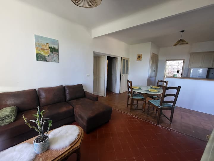 Charmant T3 En Centre Du Village - Cadenet