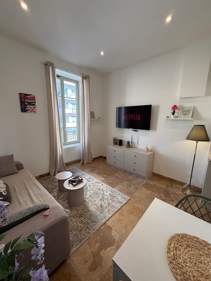 Superbe Studio Lyon Centre Frères Lumières - Lyon