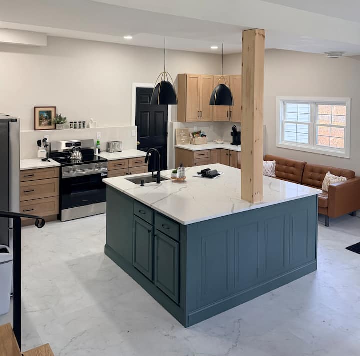 Renovated Home Near Siena, Saratoga & Albany - Albany, NY