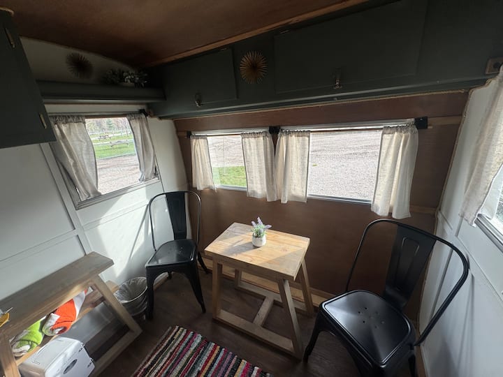 Iris Retro Camper (King-size Bed). - Lava Hot Springs, ID