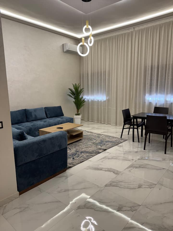Appartement, Lumineux Avec Parking Sur Place - Fes