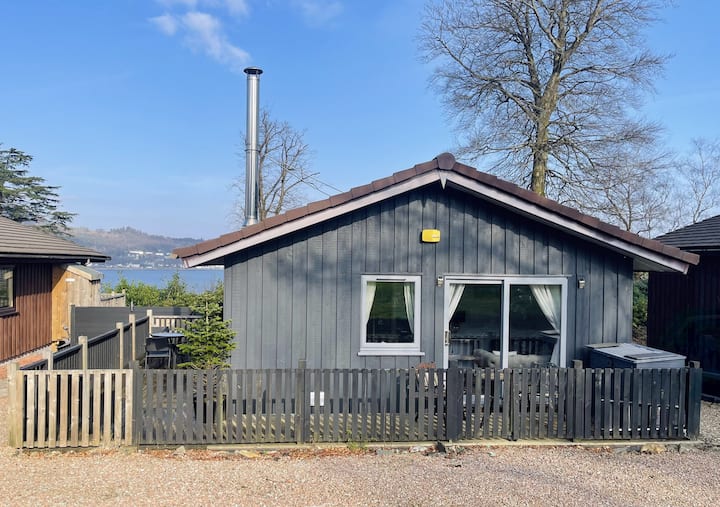 Lavender Lodge — Stylish 2‑bedroom With Loch Views - Dunoon
