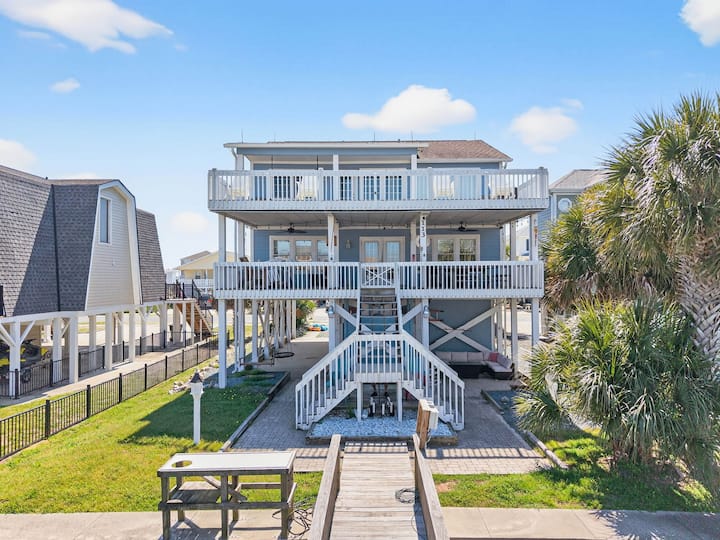 All The Phils By Brunswick Vacation Rentals - Ocean Isle Beach, NC