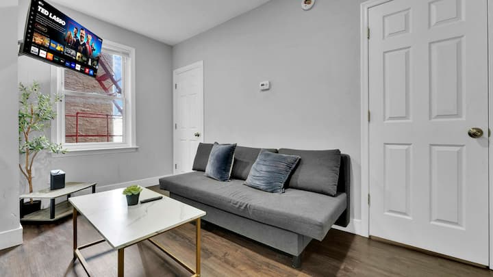 Elegant 2bd | 3 Beds | Heart Of Queens Village - Little Saigon - Philadelphia