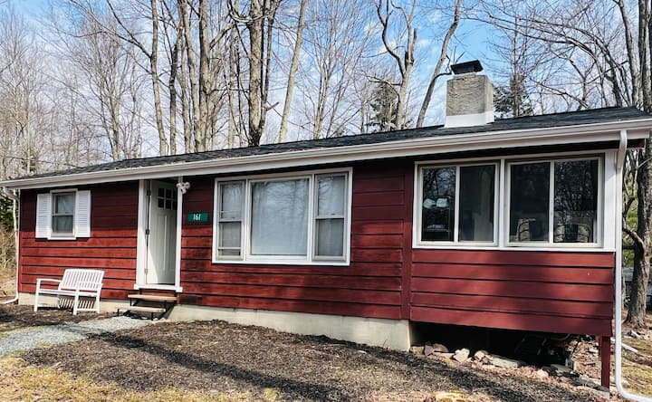 Lakeside Cabin At Arrowhead - Arrowhead Lake, PA
