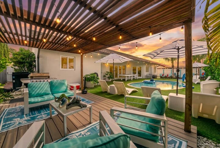 Sunny Miami Retreat | Heated Pool & Entertainment - Florida Keys