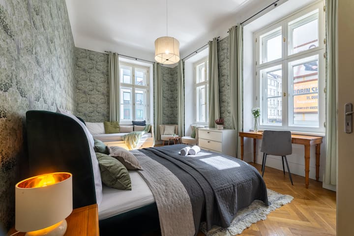 Hidden Gem Above The Wenceslas Square - Praga