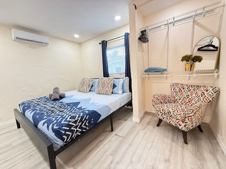Private Miami Casita | King Bed Mia & Wynwood - Miami