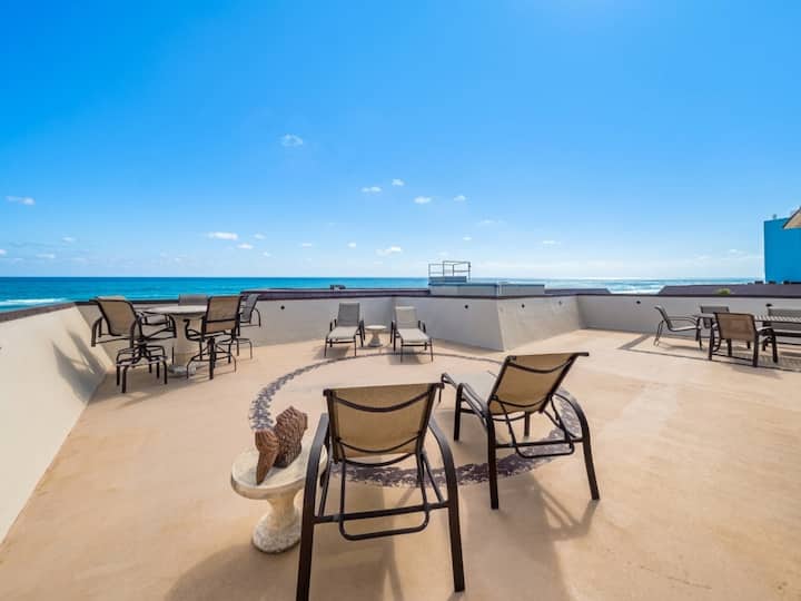 Bent Palm 405 | Penthouse W/rooftop - Ormond Beach, FL