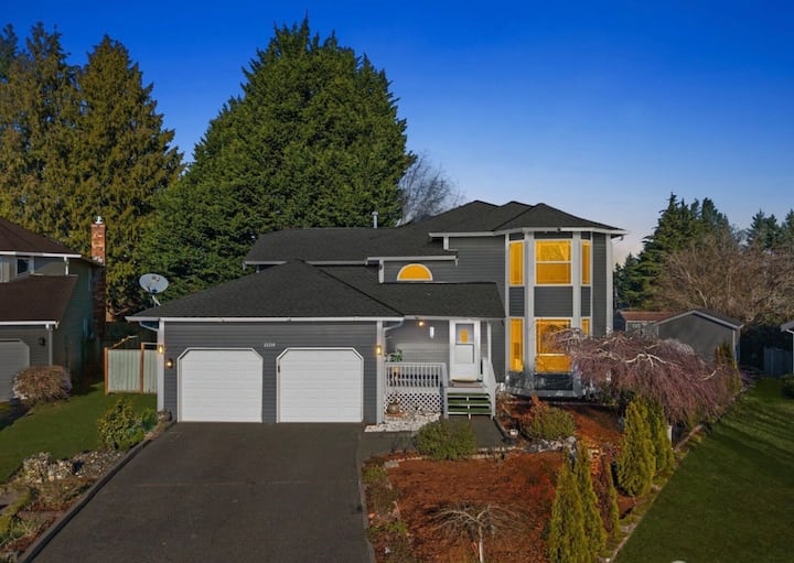 Modern 4br Home, 2.5 Bath. Cozy House With Ac - Kent, WA