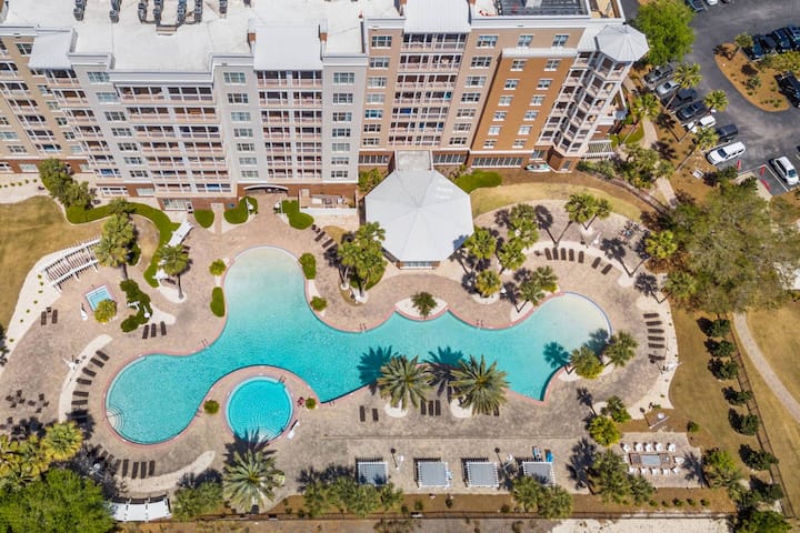 Luxury Retreat | Golf, Spa & Lagoon Pool! - Panama City, FL