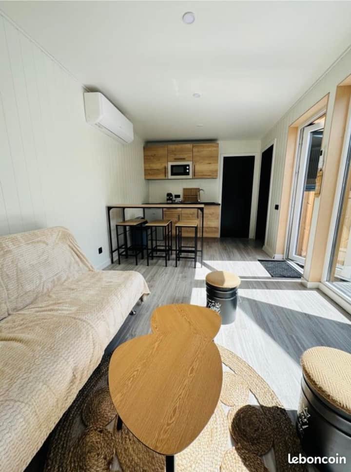 Chalet Moderne Avec Piscine, Animaux Acceptés. - Vittel