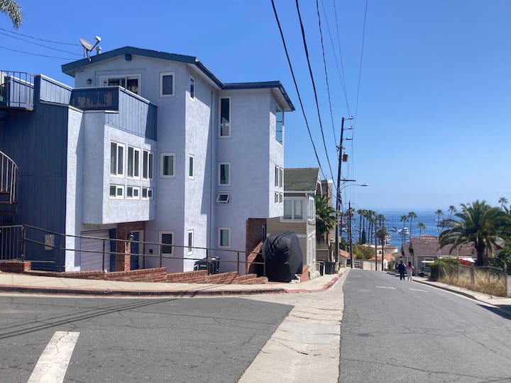 Avalon Lighthouse - Avalon, CA