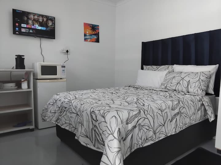 Lakeside Secured Unit - Benoni