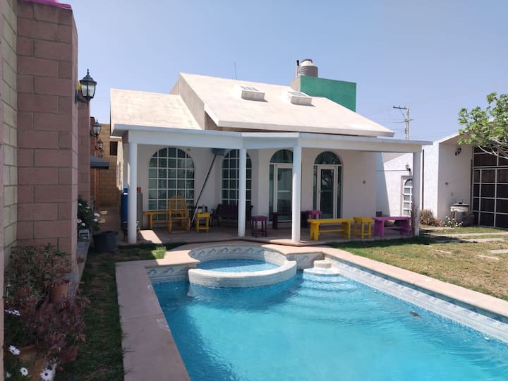 Hermosa Casa De Campo Con Piscina - San Luis Potosí