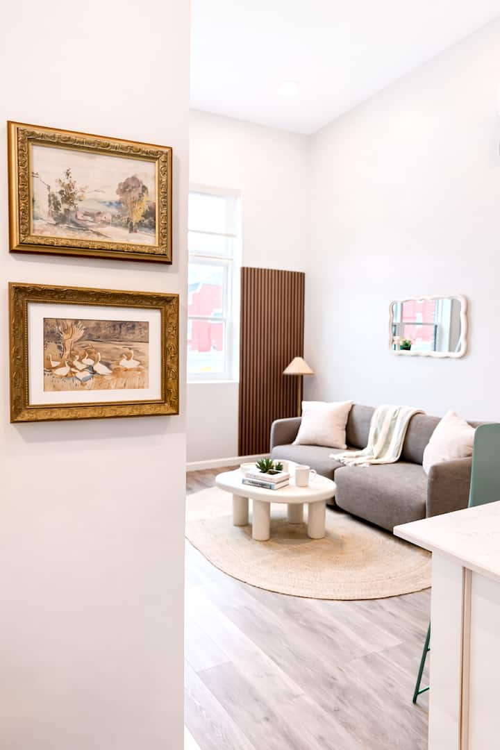 Modern Loft In Wooster Sq · Steps To Pepe’s & Yale - New Haven, CT