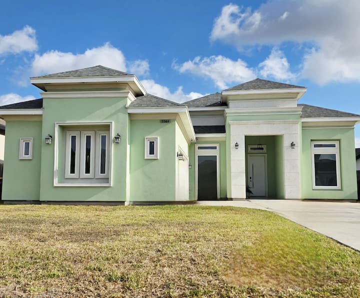 Pet Friendly Home In Rancho Viejo/olmito Area - Brownsville, TX