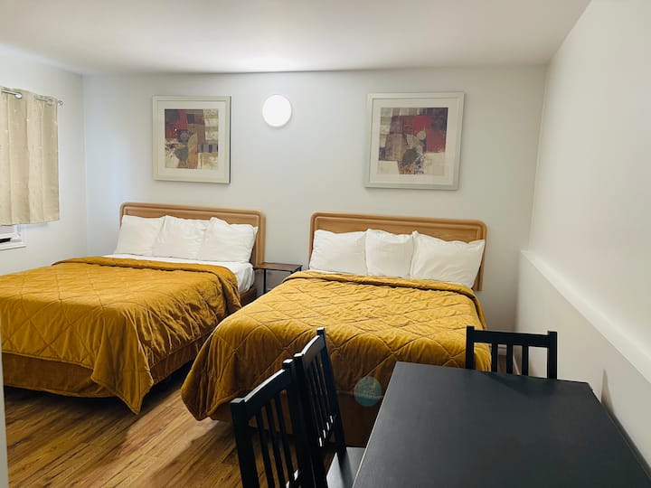 Family Suite 6 Guests Free Parking - Niagara Falls