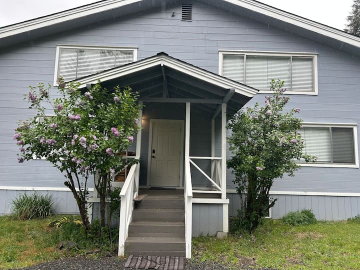 River Ranch Retreat - Main House - Humboldt County, CA
