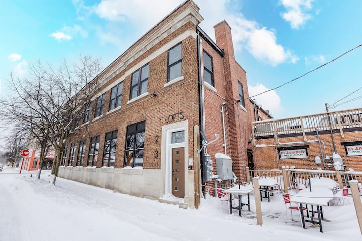 The Lofts Of Fennville - 索格塔克