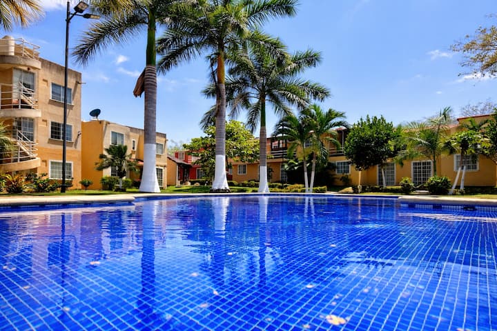 Casa Para 10 En Playa Con Alberca Remodelada - Ixtapa Zihuatanejo