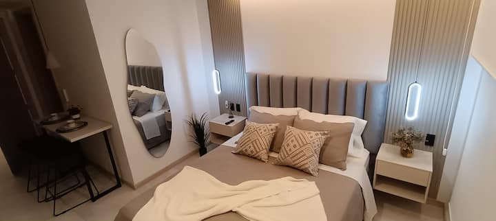 Studio Penthouse Adagio Piso 15 Vista Maravillosa - Quito