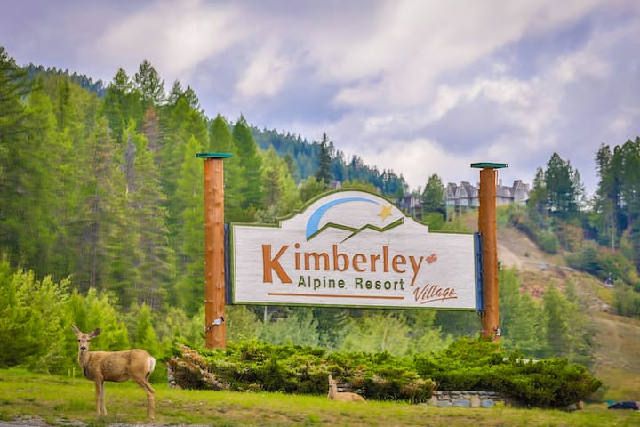 Willow Vista Condo | Balcony & Mountain Stay - Kimberley, BC, Canada