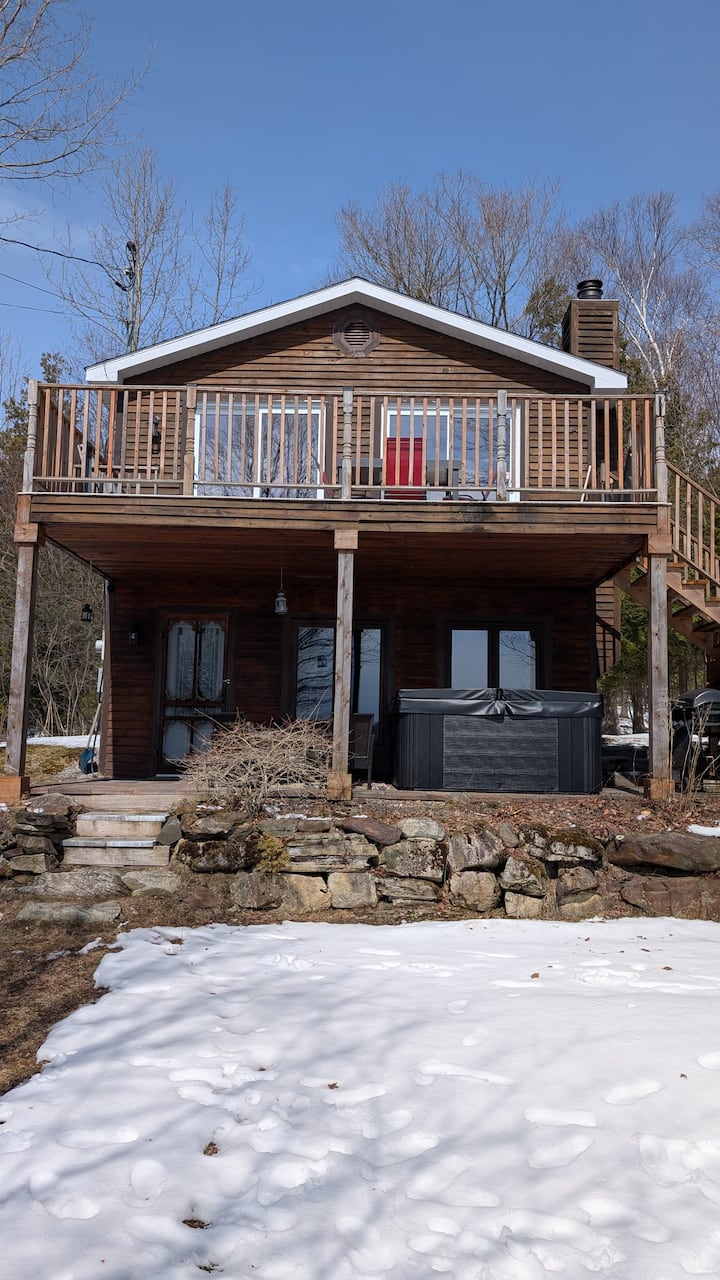 Chalet Nature Aux Abords Du Lac Lyster-kayak & Spa - Coaticook