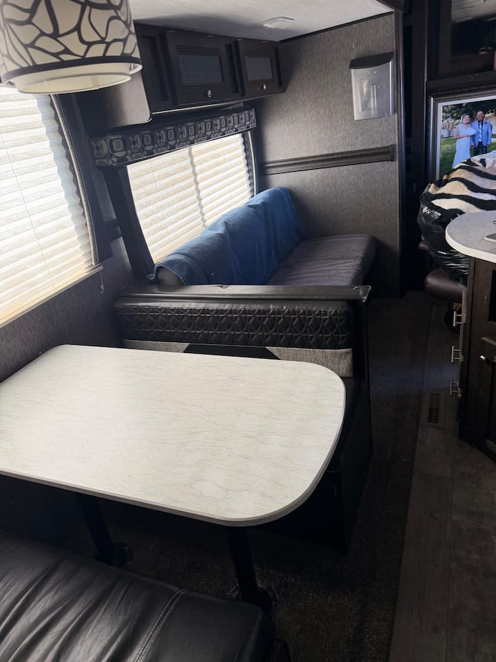 Rv De Renta A Solo 8 Minutos Del Coachella Fest - Coachella, CA