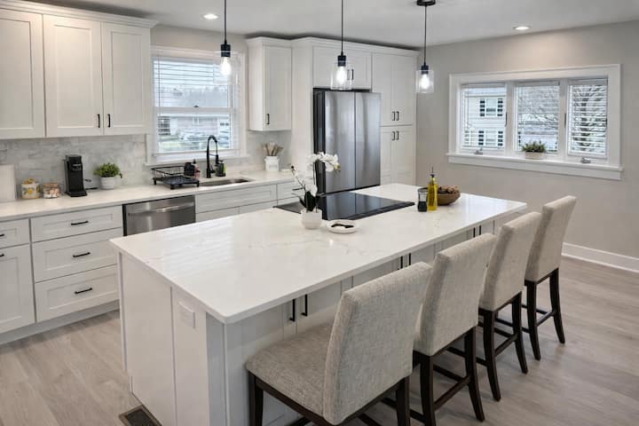 Renovated Single Family Home In Central Ct - Middletown, CT