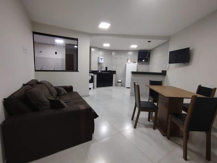 Ap Novo, 1ºandar, Central, C/ar, Garagem, Tv Smart - Montes Claros
