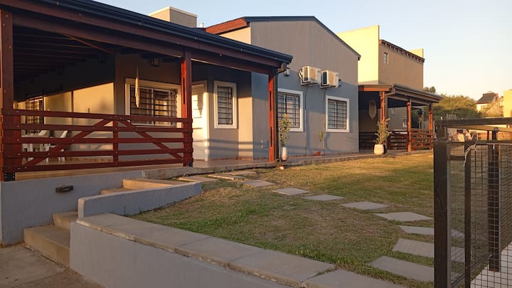 Casa En Colon Entre Ríos Barrio Artalaz - Colón